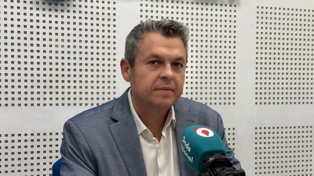 Derecho y Sociedad. Cibercriminalidad y redes sociales: claves para la ...