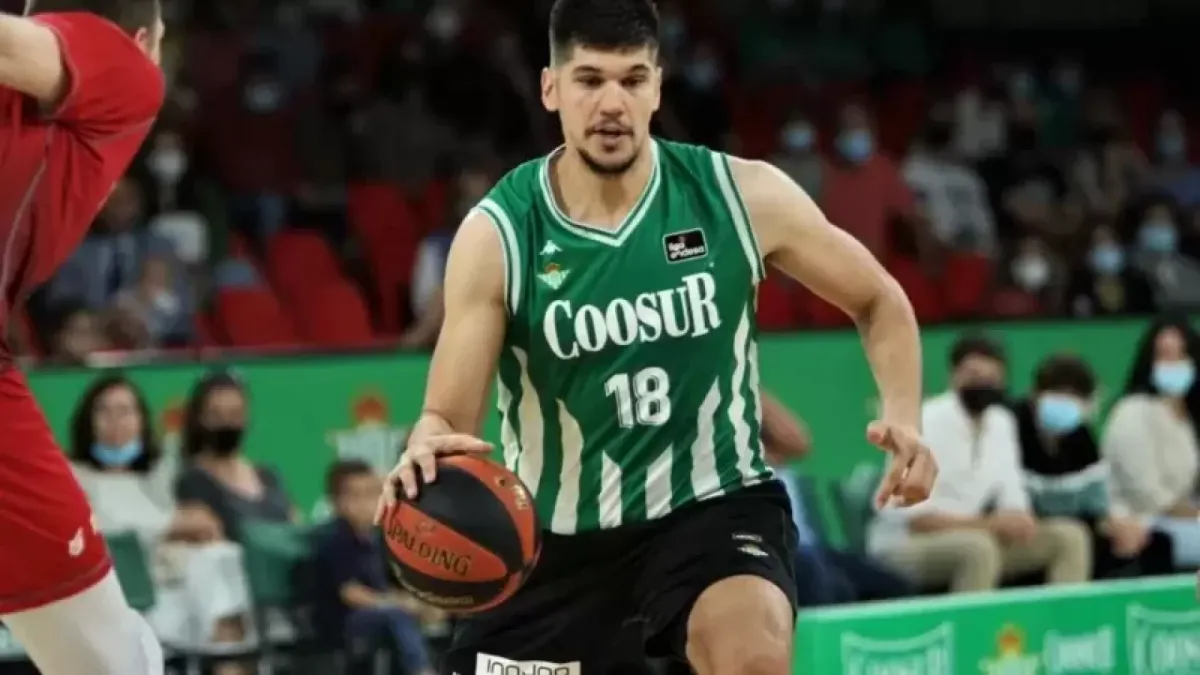 Marko Todorovic llega hoy a Murcia para ser 'universitario' | ORM