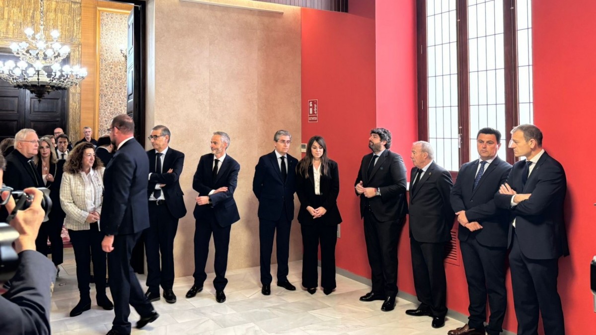 Murcia despide a José Ballesta en el salón de plenos del Ayuntamiento | ORM