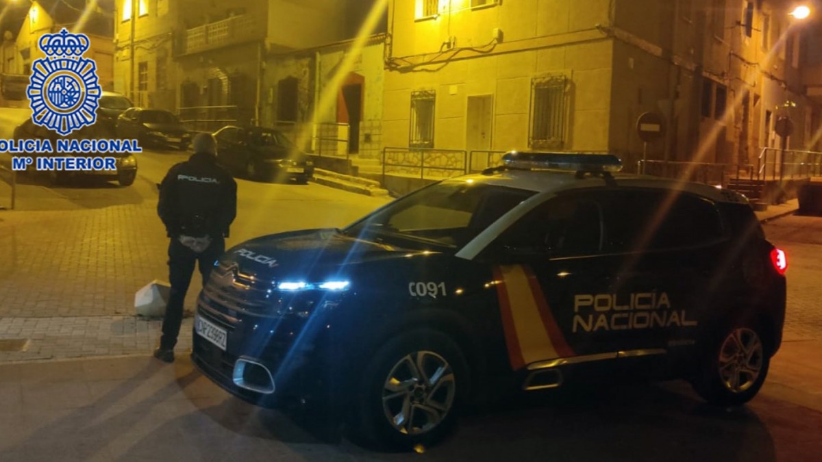 Detenidos Dos Jóvenes En Cartagena Por Traficar Con Casi Medio Centenar