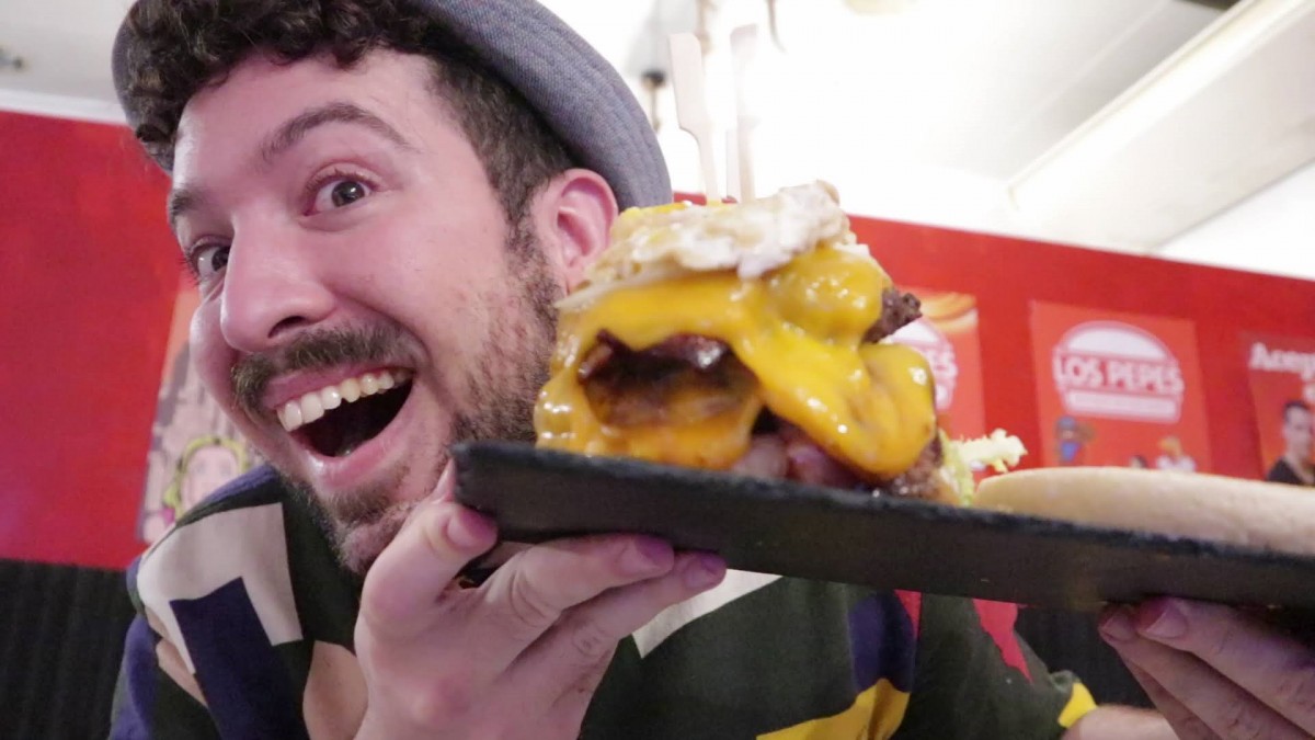 PLAZA PÚBLICA. Entrevista a Adrián García, youtuber gastronómico ...