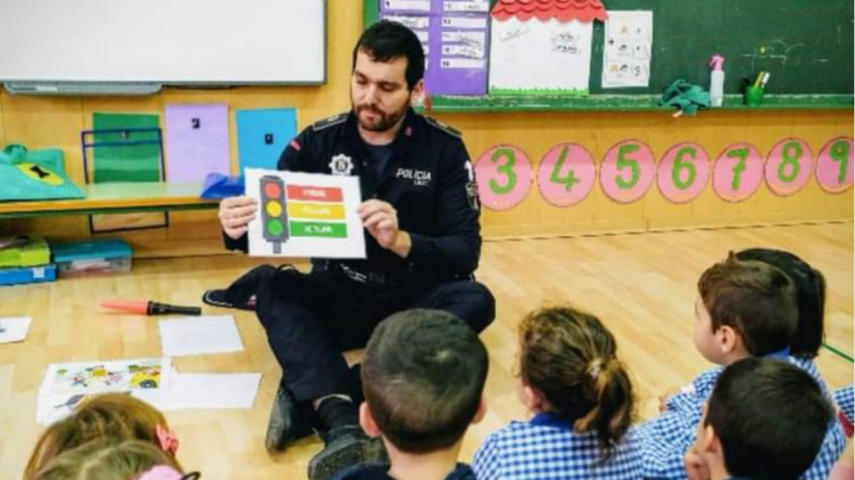 EL ROMPEOLAS. Agente Amigo. El problema del abandono escolar | ORM