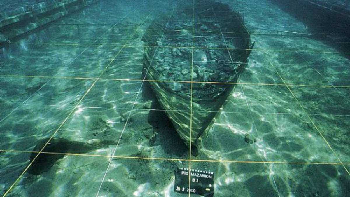 EL ROMPEOLAS. Patrimonio sumergido. El barco 'Mazarrón II' será ...