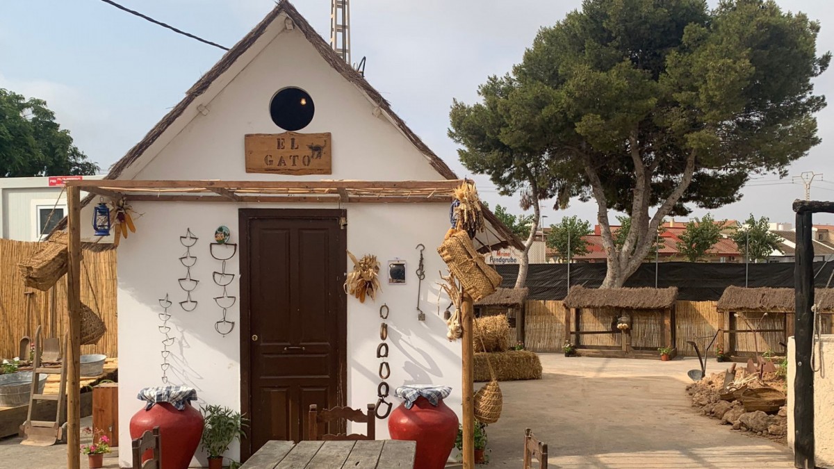 EL ROMPEOLAS. Semana Internacional de la Huerta y el Mar. Tradición ...