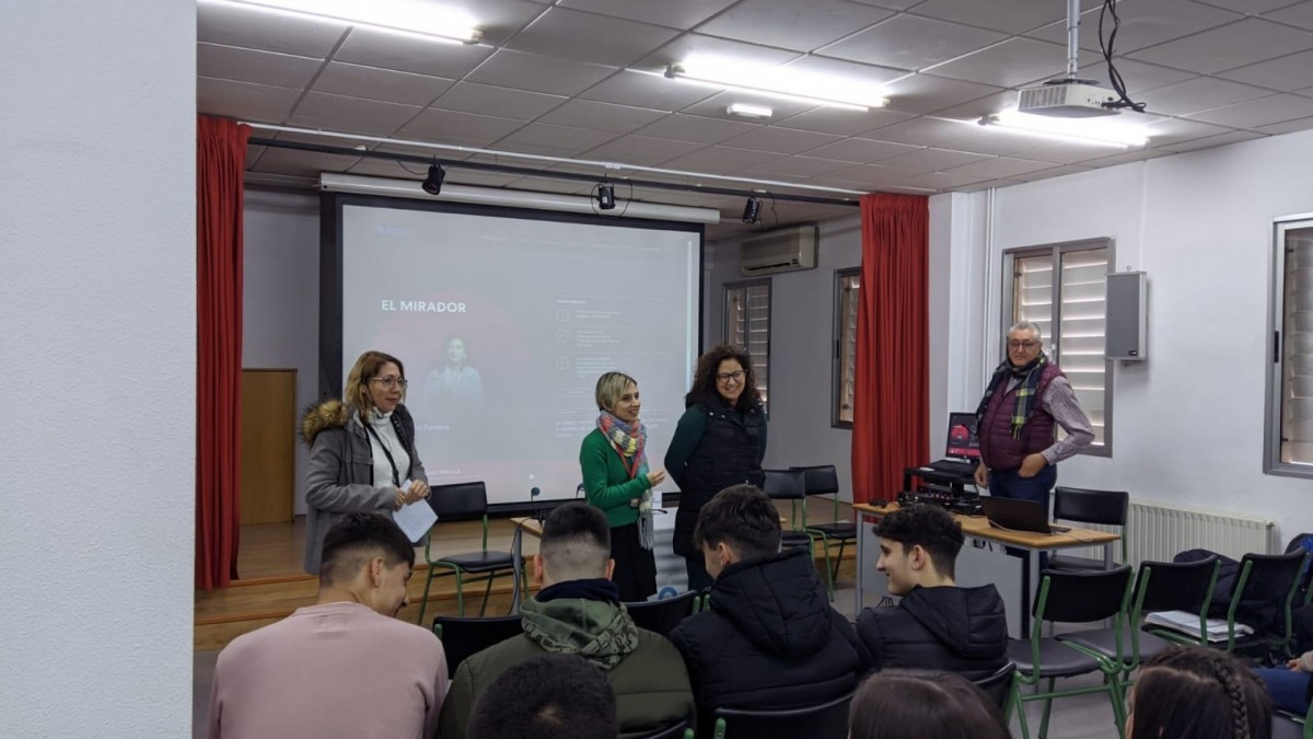 El Instituto de la Aljada se une al Día Mundial de la Radio | ORM