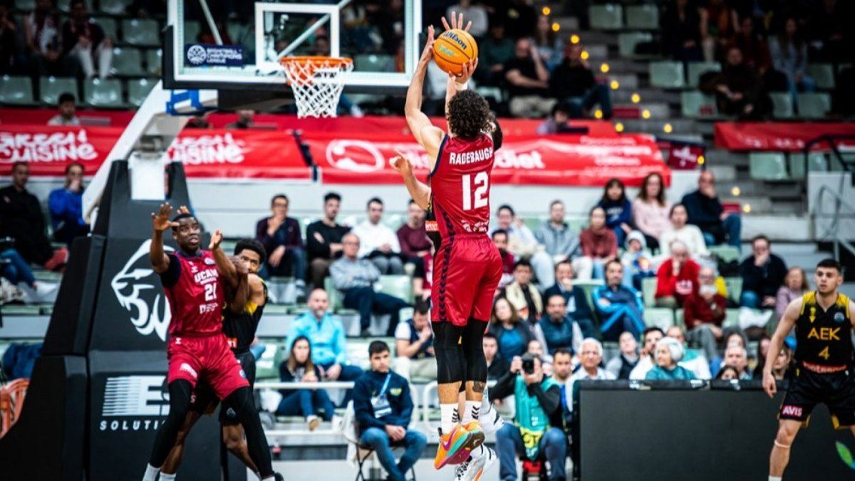 Radebaugh guía al UCAM ante el AEK (100-89) | ORM