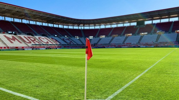 El Real Murcia reducirá a 6.500 personas el aforo del Enrique Roca, en ...